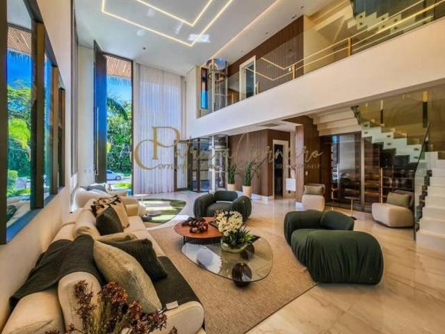 Casa de alto padrão | 5 suítes | Módulo 17 | Riviera de São Lourenço