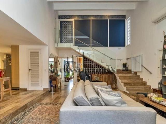 CASA DE ALTO PADRAO A VENDA EM ALDEIA DA SERRA | 3 QUARTOS | 280m2 | EXCLUSIVIDADE EM BARUERI