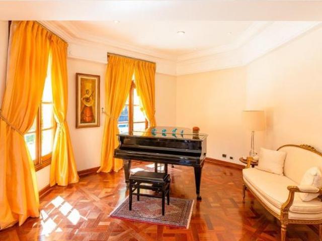 Casa de Altissimo padrão / com segurança e vista espetacular