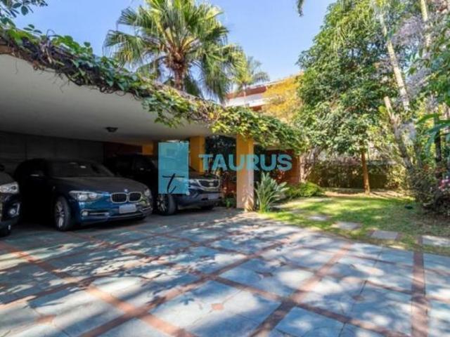 Casa de altíssimo padrão à venda, 6 suítes, 6 vagas, piscina, churrasqueira, 619 m², Brooklin
