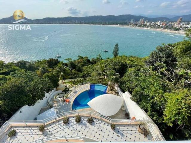 Casa de altíssimo padrão de frente para o mar com 11 suítes, lazer completo e 6 vagas Península, G