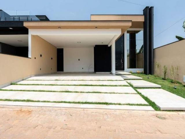CASA DE ALTÍSSIMO PADRÃO EM ARNIQUEIRAS!