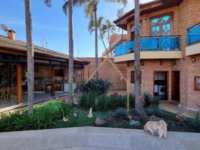 CASA DE ALTISSIMO PADRÃO LOCALIZAÇÃO PRIVILEGIADA