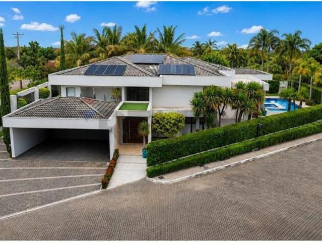 Casa Lago Norte: ML 3, Condomínio Fechado, 5 quartos suítes e Lazer Completo