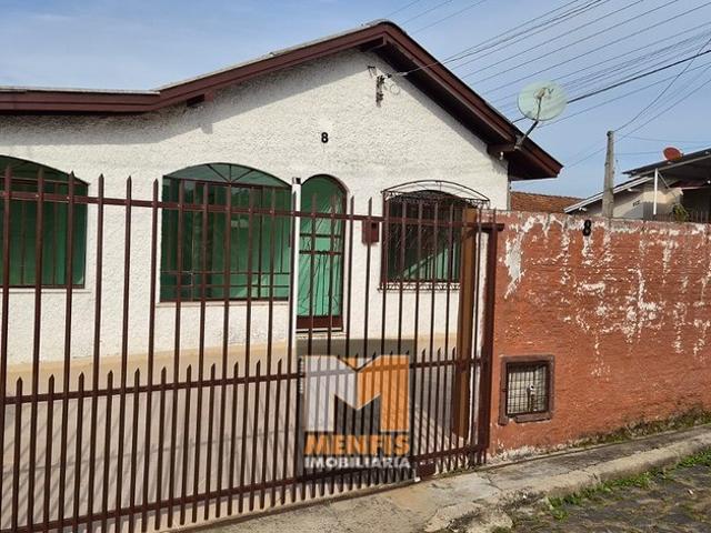 Casa de Alvenaria com 3 quartos no Petrópolis