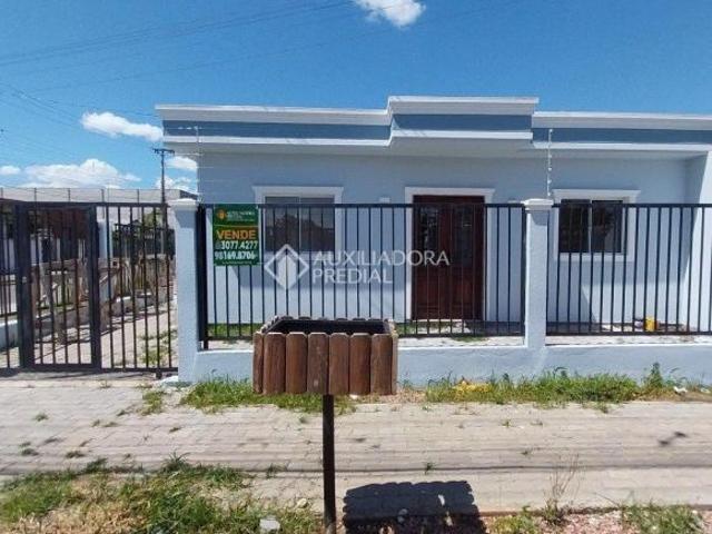 Casa de alvenaria nova, 02 dormitórios, vaga para 01 veículo