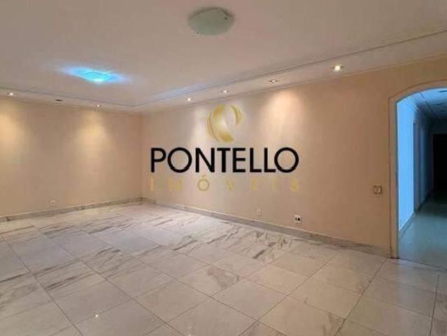 Casa de aproximadamente 352m² à venda – 4 quartos, 2 suítes, 4 vagas – Vila Paris