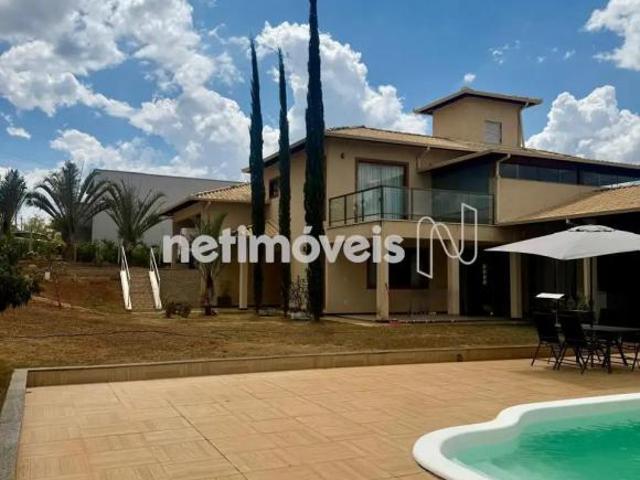 Casa de campo no melhor condomínio da região