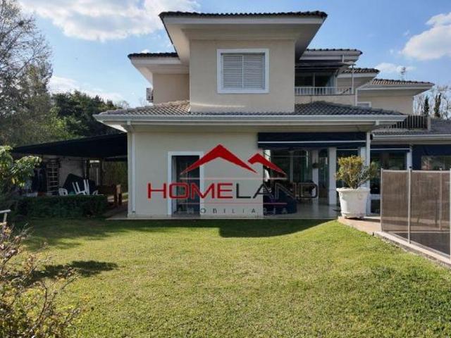 Casa de campo com 5 suítes e 2 dormitórios