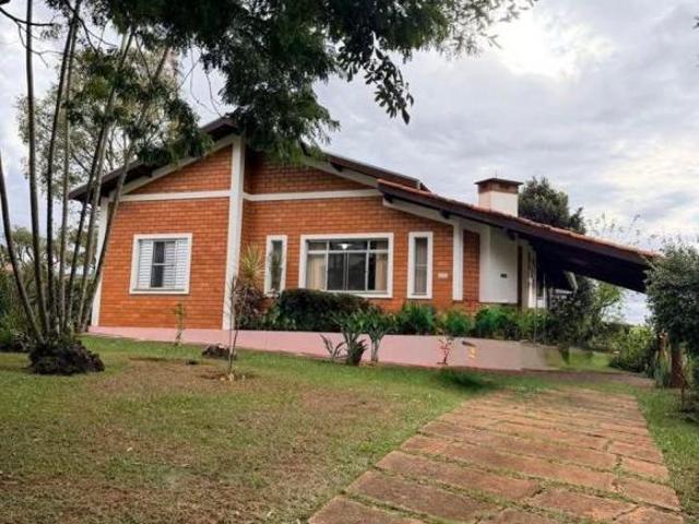 Casa de campo com 112m², 2 dorms, sendo 1 suíte, à venda no Riviera de Santa Cristina III