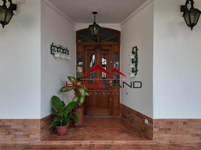 Casa de campo com 2 suítes e 3 quartos
