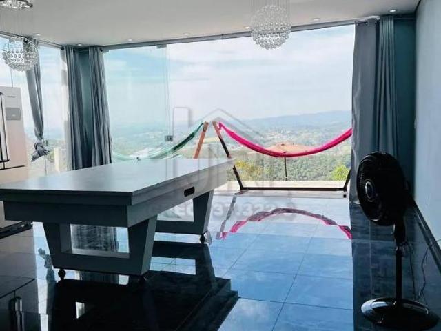 Casa de Campo com Piscina à venda em Boa Localização na Quarta Divisão em Ribeirão Pires/SP