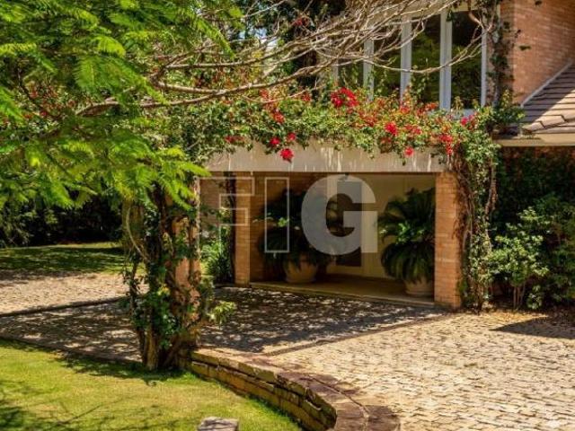 CASA DE CAMPO CONDOMÍNIO QUINTA DA BARONEZA II Venda 1050 m² 7 Suítes 4 Vagas