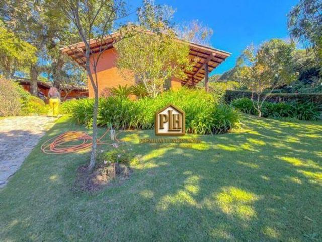 Casa de Campo de Alto Padrão à Venda em Atibaia/SP | 4 Suítes | Piscina com Raia | Área Gourmet Comp
