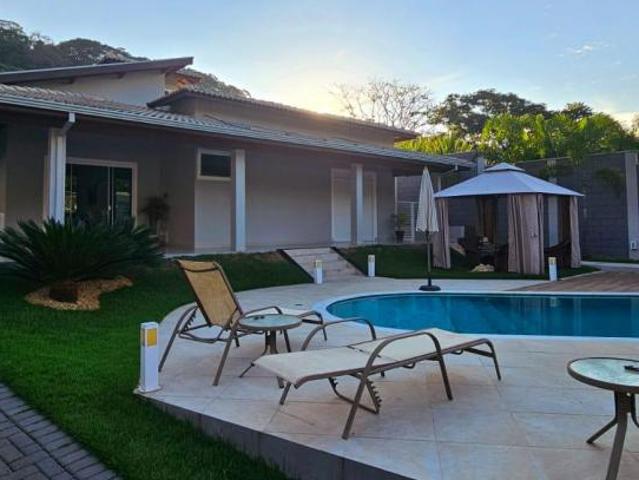 Casa de campo de alto padrão à venda em São João da Boa Vista/SP