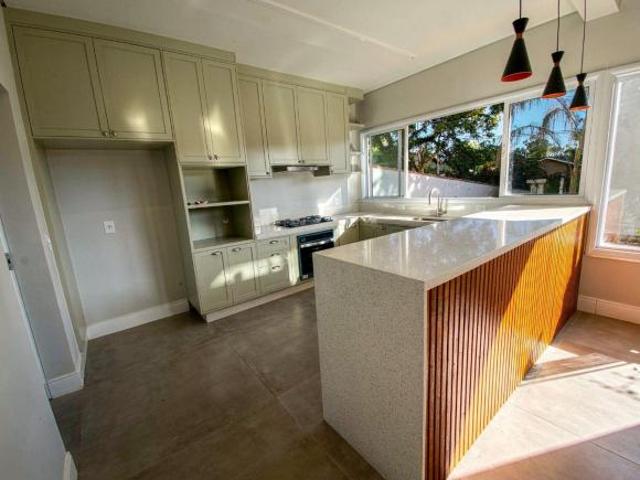 CASA DE CAMPO EM CONDOMÍNIO COM 3 SUÍTES À VENDA, 237 M² POR R$ 2.700.000 TERRAS DE ITAICI INDAI