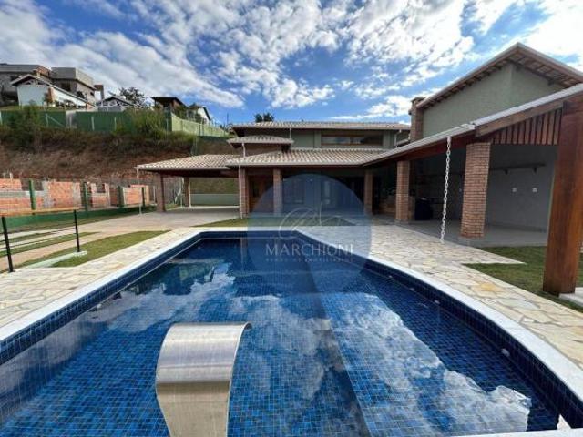 Casa de campo em condomínio fechado a venda em Pinhalzinho SP