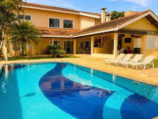 Casa de Campo em Condomínio Fechado em Atibaia | 437m² Construídos