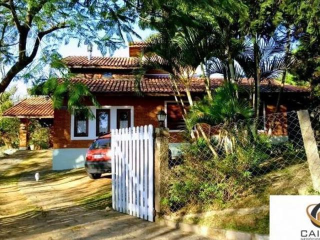 Casa de Campo em Condomínio Fechado para locação