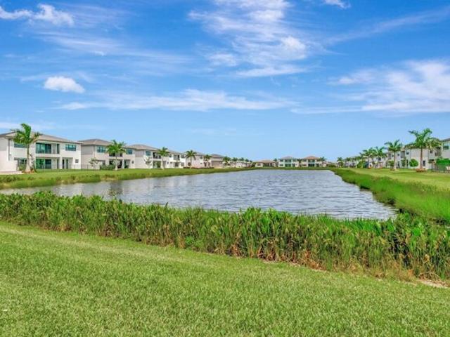 Casa De Campo Ln, Boca Raton, Home For Sale