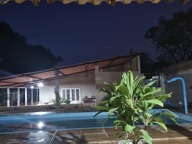 Casa de Campo pertinho de BH