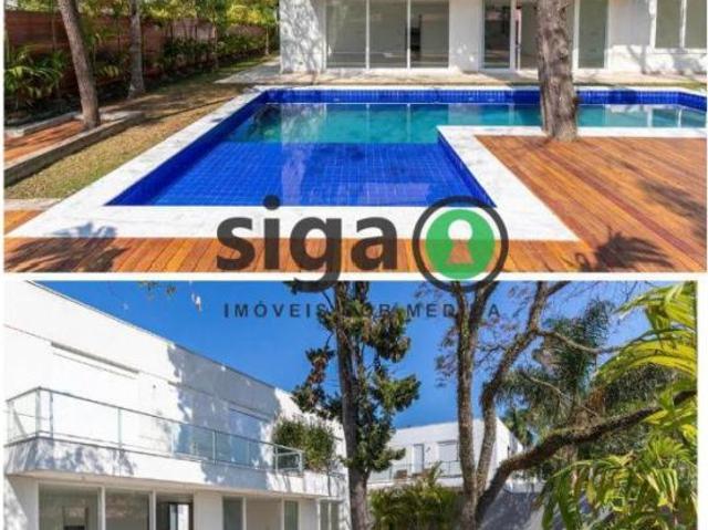 Casa de cinema em Condomínio no Campo Belo. 4 suites, alto padrão