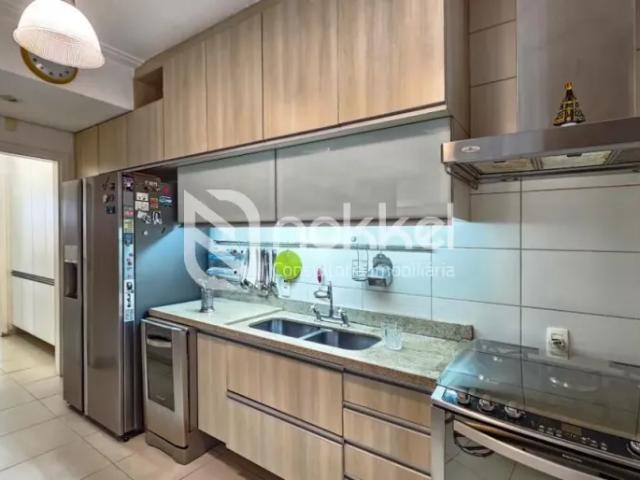 Casa de condomínio com 210 m², 4 quartos sendo 4 suítes à venda no bairro Indianópolis/Planalto Paul