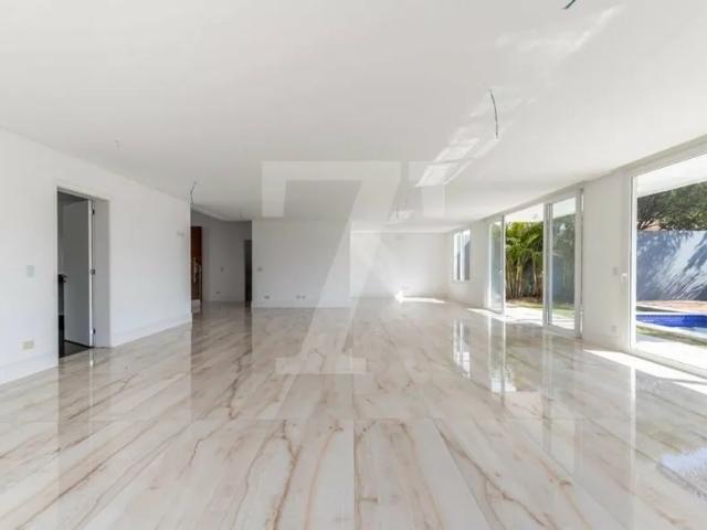 Casa de condomínio com 660 m² e 4 quartos à venda no Brooklin