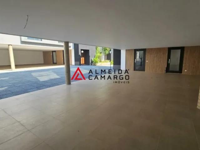 Casa de Condomínio Alto Da Boa Vista 4 suítes, 8 banheiros, 4 vagas