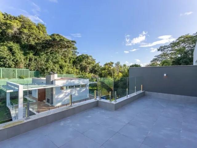 Casa de Condomínio em Pedra Redonda