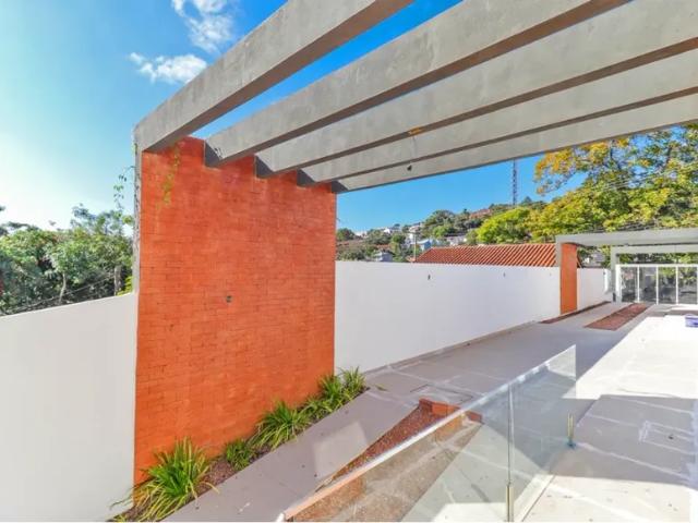 Casa de Condomínio em Tristeza