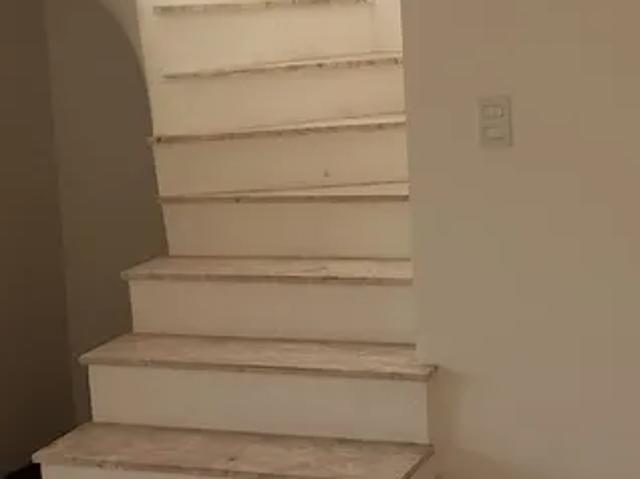 Casa de condomínio para venda tem 180 metros quadrados com 3 quartos