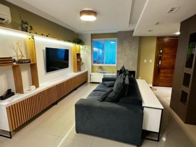 Casa de condomínio 3 dormitórios Bairro Alto Petrópolis
