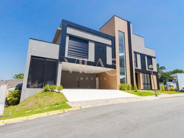 Casa de Condomínio 3 suítes em Santa Felicidade Curitiba