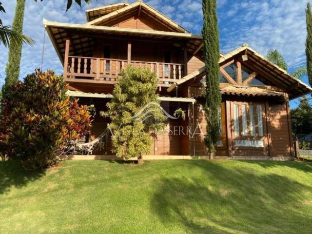 Casa de Condomínio