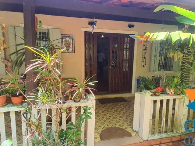 Casa de Condomínio