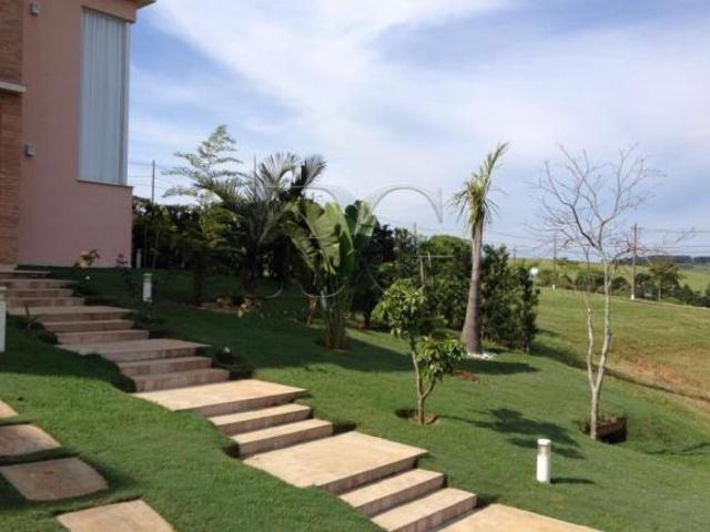 Casa de Condomínio