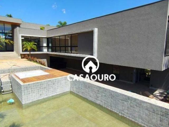 Casa de Condomínio