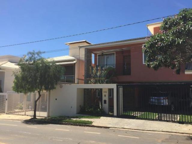 Casa de Condomínio