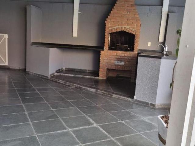 Casa de condominio 181m², 3 dormitórios 2 suítes, 2 vagas e área gourmet
