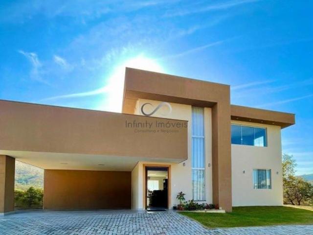 Casa de Condomínio