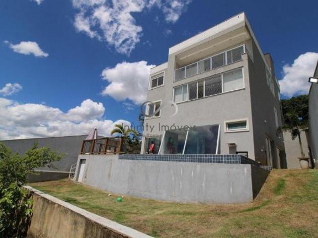 Casa de Condomínio
