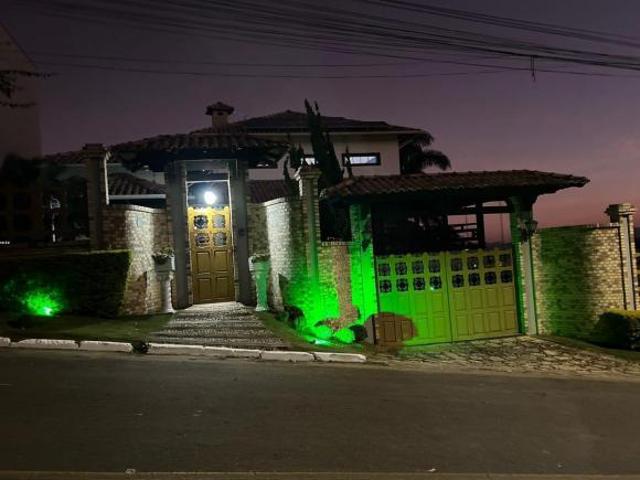 Casa de Condomínio
