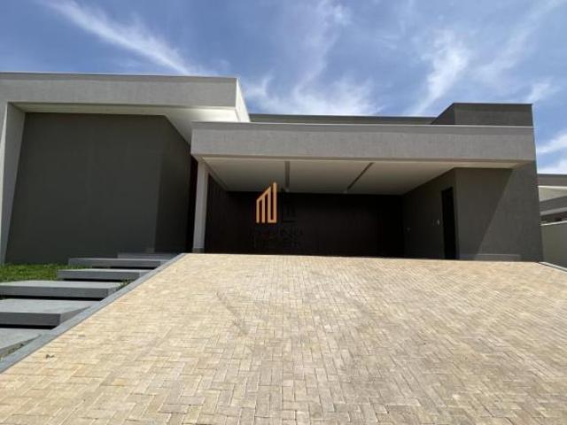 Casa de Condomínio