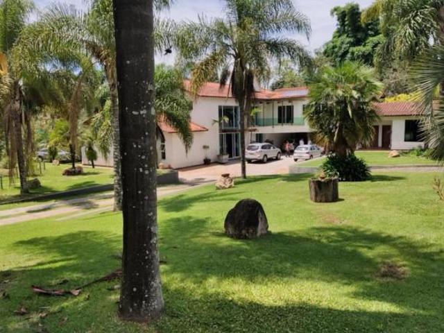 Casa de Condomínio