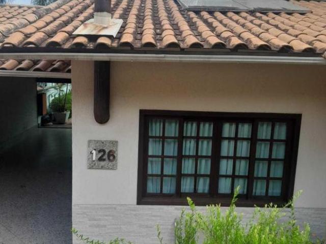 Casa de Condomínio
