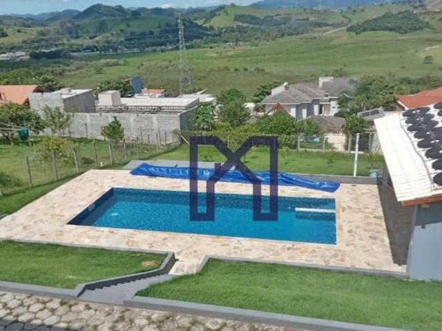 Casa de Condomínio