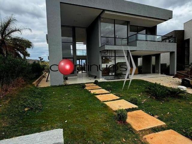 Casa de Condomínio