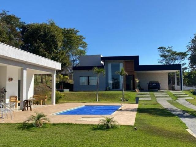Casa de Condomínio