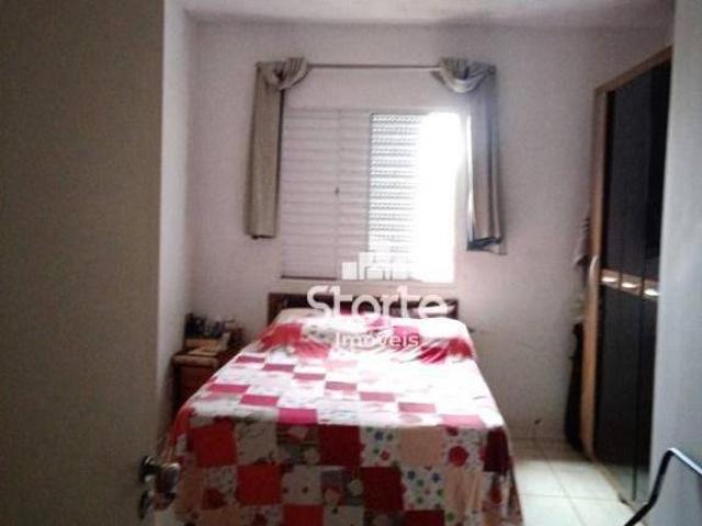 Casa de Condomínio